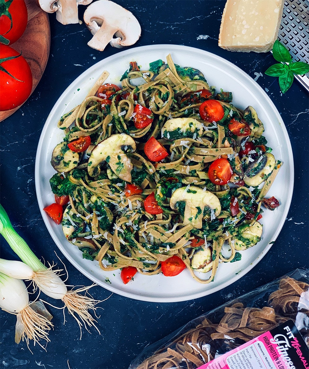 Fitness Pasta mit Spinat und Pilzen – FitNFemale®